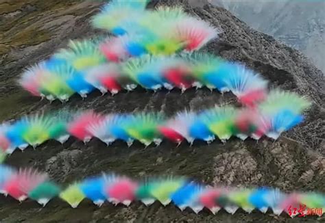 始祖鸟联手蔡国强烟花秀引关注 日喀则连夜通报 东方财富网