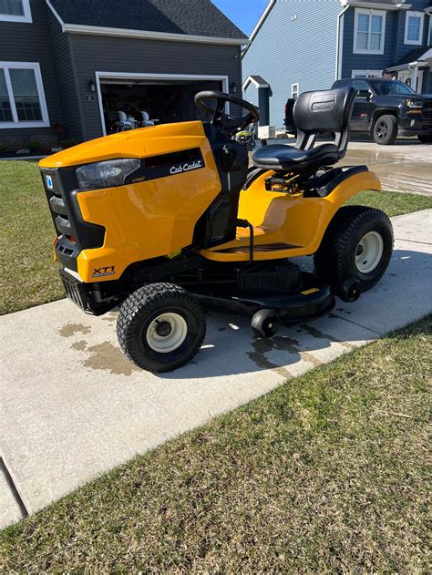 Cub Cadet Xt1 Lt50” Rider Mower 76 1hrs Fully Serviced Lawn Mowers