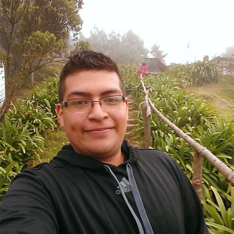 Danilo Escobar Youtube