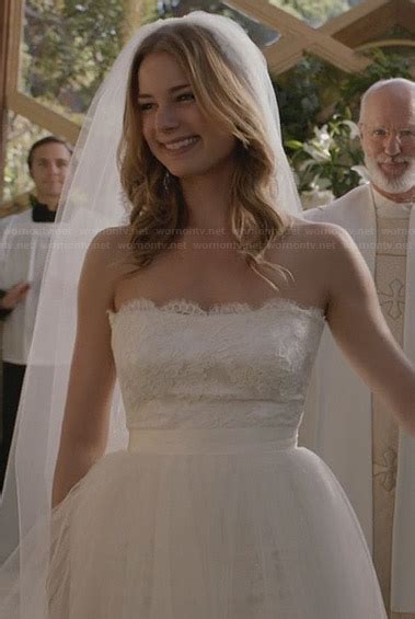 Page 5 Emily Thorne Amanda Clarke Outfits And Fashion On Revenge