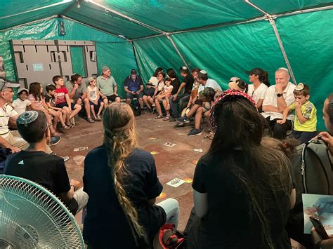 כח צביקה לזכר סרן צביקה קפלן זל Home