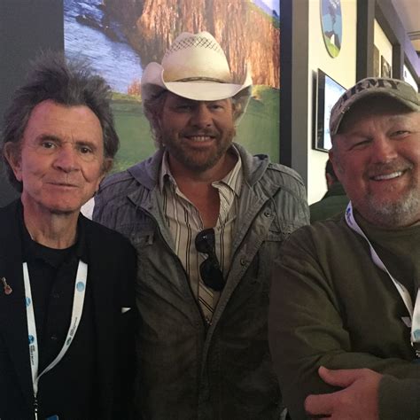 I Saw Toby Keith Posting About Larry The Cable Guy Facebook