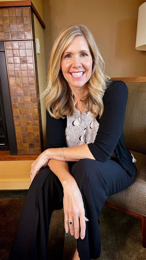 Wealth Money Entrepreneur Julia Carlson