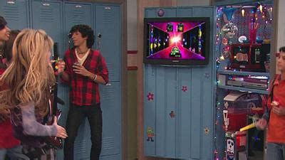 Icarly 2007 S02e22 Imust Have Locker 239 Summary Season 2