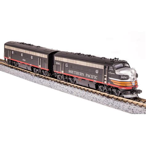 Broadway Limited Paragon 4 N F7aandb Southern Pacific Black Widow W