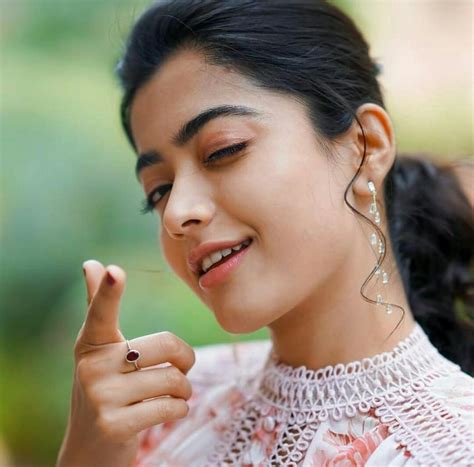Rashmika Mandhana Rashmika Mandanna Hot Photos Hd Navel Saree Marriage