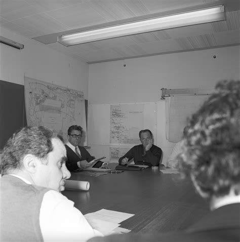 No Caption Cern Document Server