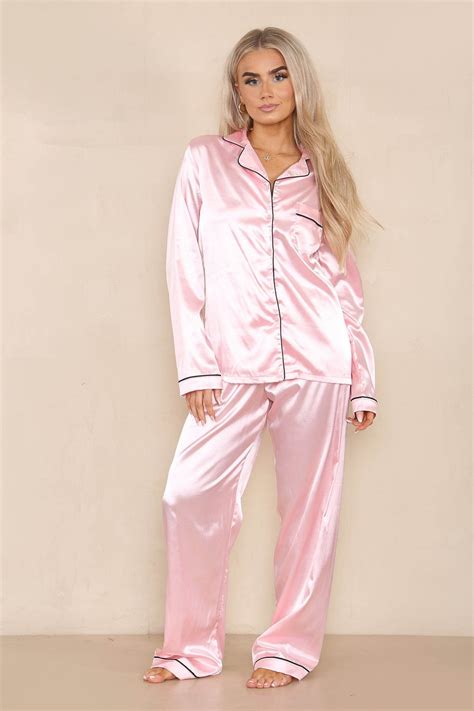 Womens Pink Satin Pajama Sleepwear Set Long Sleeves Soft Wedding