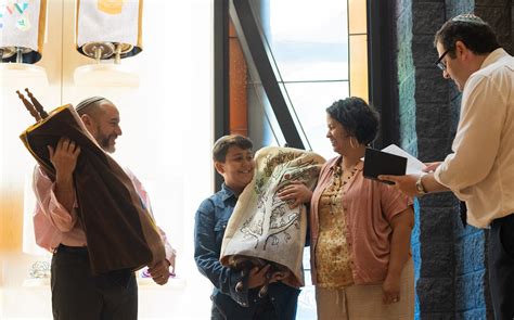 How An Arizona Pastor Parted With Jesus And Led His Congregation To