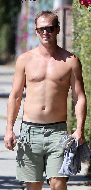 Big Brother Australia Star Bryce Mcdonough Shows Off Toned Torso With