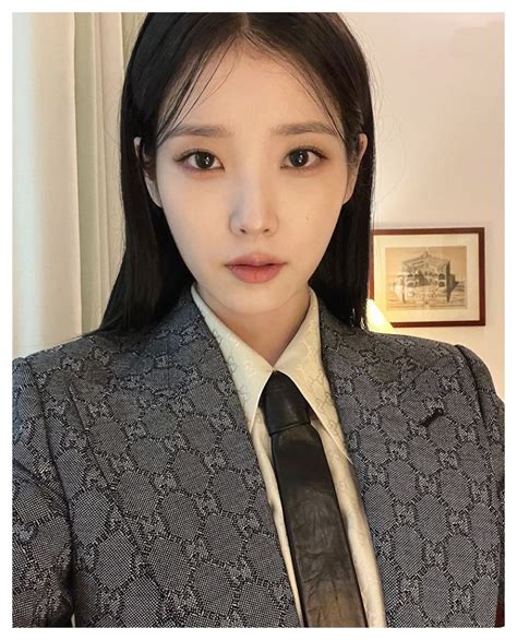 아이유머리 앞머리머리색중단발 긴머리 Zip 네이버 블로그