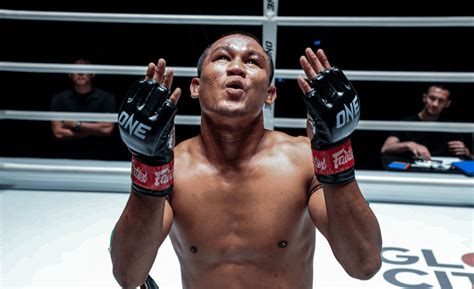 رحلة نجم المواي تاي سيكسان إلى الألقاب في بانكوك Bein Sports