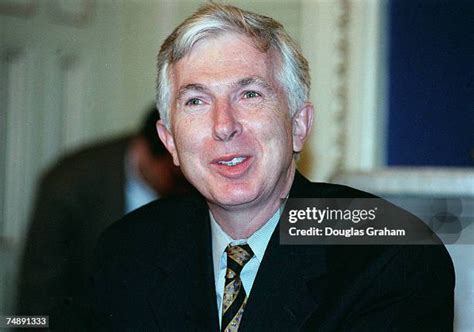 Douglas S Cramer Photos And Premium High Res Pictures Getty Images