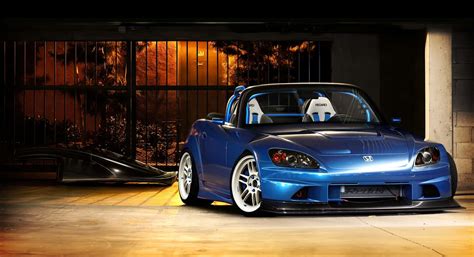 Download Show Off Your Style With A Honda S2000 Wallpaper