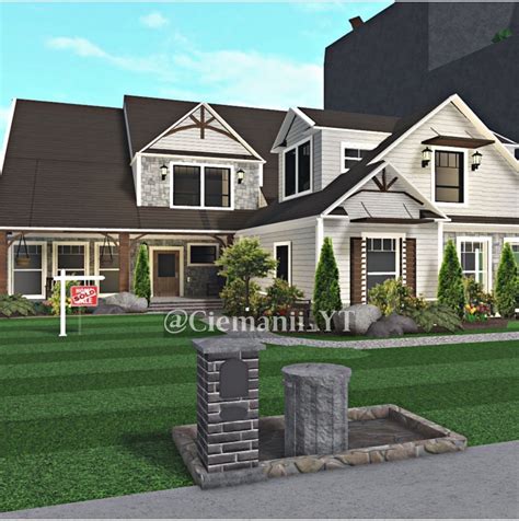 Top 100 Bloxburg Builds From The Best Creators Blocksburg House