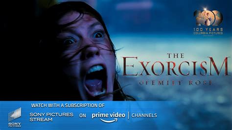 A Priest Exorcises Evil The Exorcism Of Emily Rose 2005 Starring
