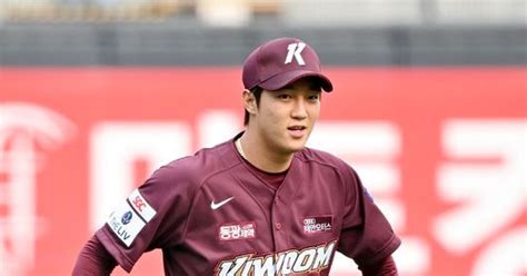 사진 안우진자신감 넘치는 미소