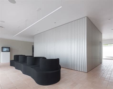 Leong Leong Transforms 1970s La House Into Suburban Sanctuary