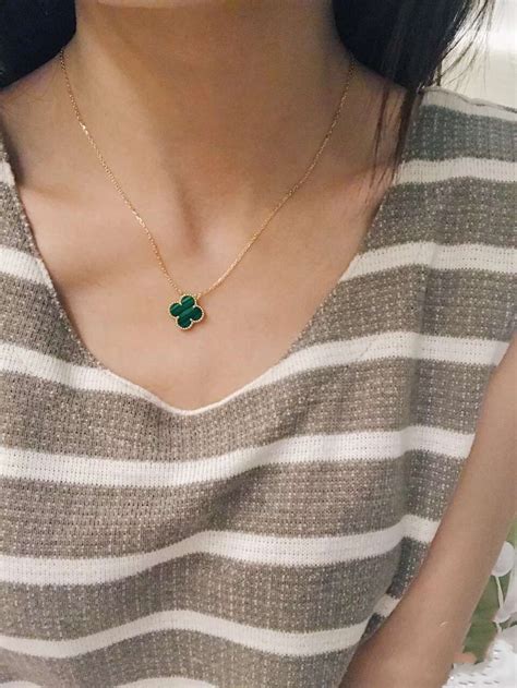 Vibrant Van Cleef Green Clover Necklace Replica 30 Off