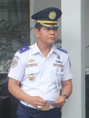 Dua Unit Taksi Online Diamankan Dishub Pekanbaru Go Id