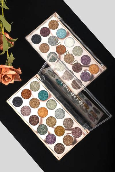 18 Colour Mini Glitter Eyeshadow Palette 019 Missrosestore
