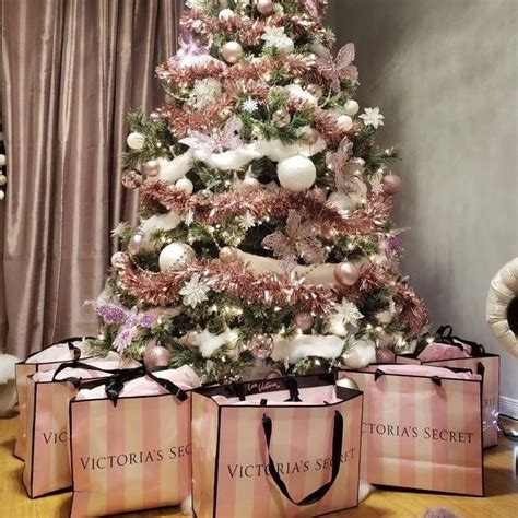 The Most Beautiful Pink Christmas Trees Cute Ideas For A Girly Holiday