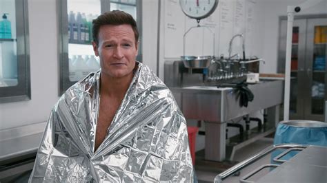 Auscaps Josh Lawson Shirtless In St Denis Medical 1 09 You Gotta