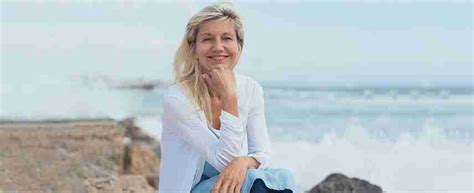 How To Manage Hormonal Imbalance With Hrt