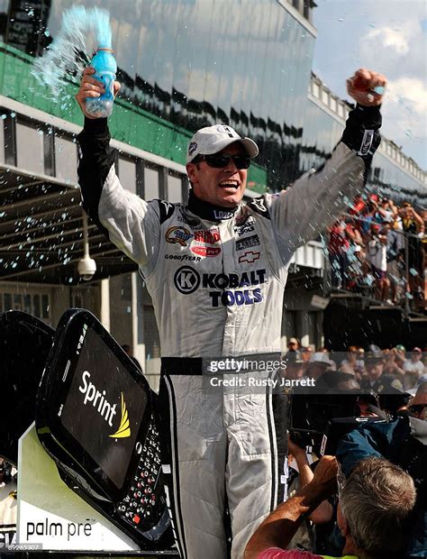 Jimmie Johnson Driver Of The Loweskobalt Tools Chevrolet News