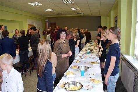 Skolas Karogs Ķeipenes Pamatskola