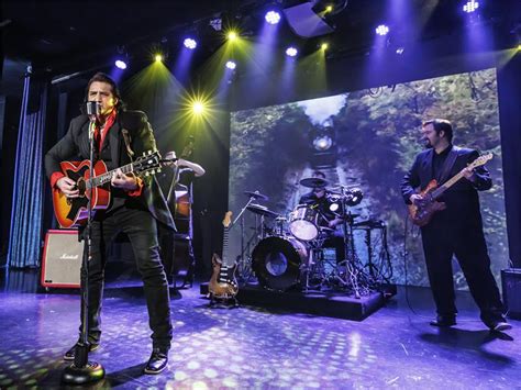 Dan Wagners Johnny Cash And Friends Tribute Show Discover Branson