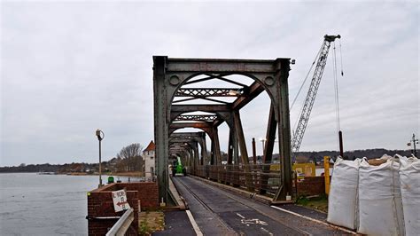 Schleibrücke Lindaunis Überweg Ist Für Pendler Oft Ein Hindernislauf
