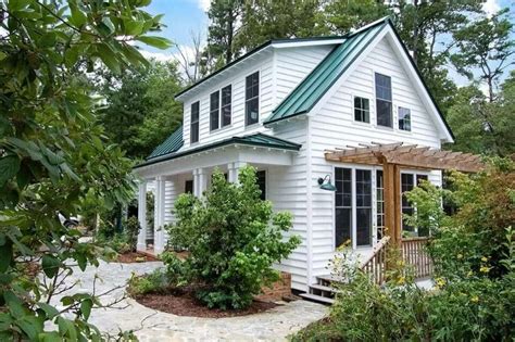 Can Plexiglass Break Easily Read This First