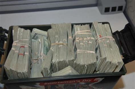 Reward Reaches 50 000 For Info On Suspects In States Largest Bank