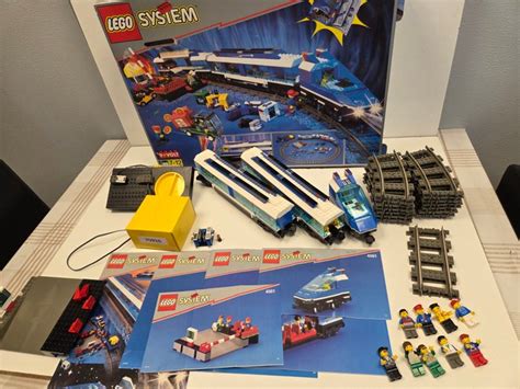 Lego Set 4561 Classic Town Train High Speed Passenger Train