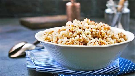 دانه‌ کینوا چیست و چه خواصی برای لاغری و سلامتی دارد؟ ستاره