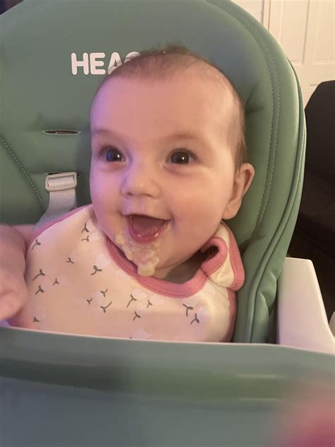 Her First Semi Solid Food Le Oats Of Meal Rbabies