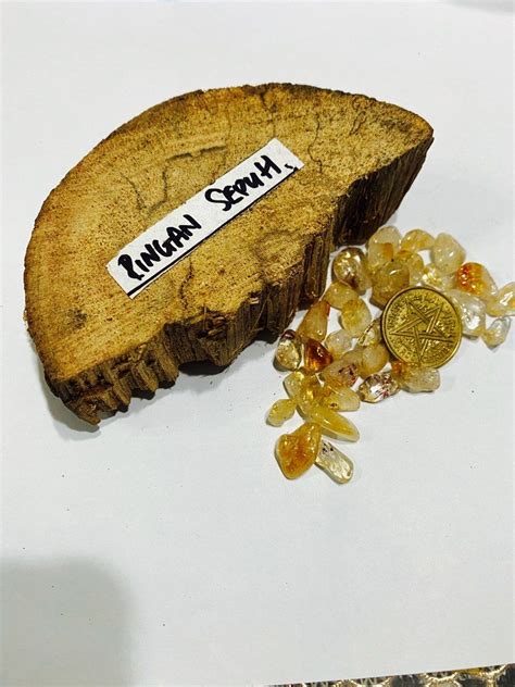 Kayu Ringin Sepuh Tanah Jawa Kotagede Hobbies And Toys Memorabilia And Collectibles Vintage