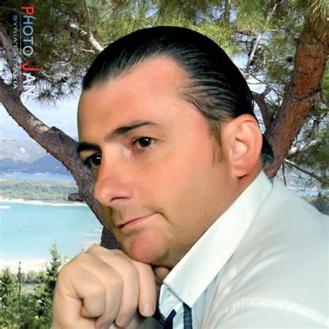 Stream رامي بدور كل الكون 2017 By Bassel Ali Listen Online For