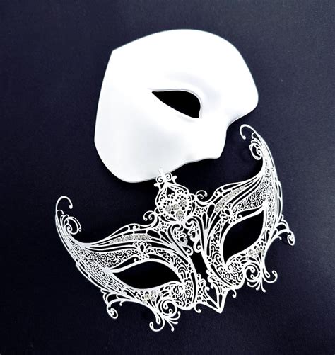 White Masquerade Masks Couples Halloween And Bridal Styles