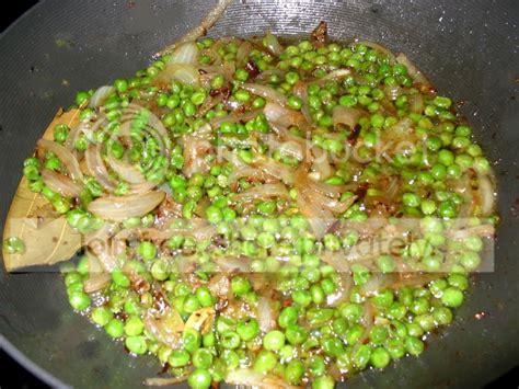 Curry In Kadai ~ An Indian Cooking Blog Peas Pilaf With Raisins And