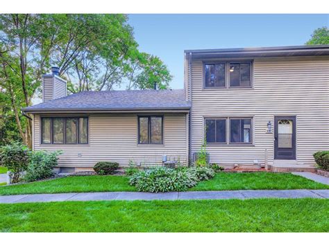For Sale 4387 Arden View Court Arden Hills Mn 55112 Mls 6778853