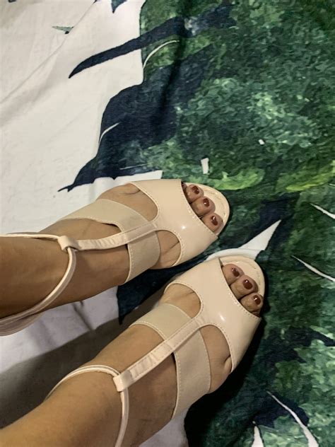 Polydactyly In Heels Collection Fun With Feet