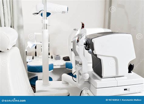 Close Up Of Professional Eye Testing Equipment Modern Eye Testing Device Standing In The Lab Close Up Of Professional Eye Testing Equipment Modern Eye Testing Device Standing In The Lab