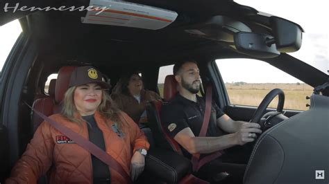 1012 Hp Dodge Durango Srt Hellcat Audience Reaction Is Only 50 As