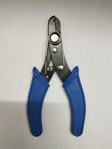 Wire Stripper And Cutter Good Quality Pye Brand 130mm Length Pye 950
