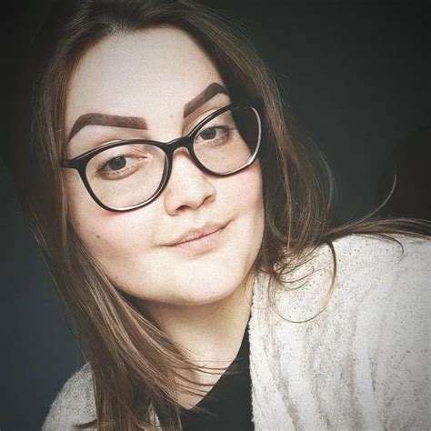 Bruna Schmidt Brunalschmidt On Threads