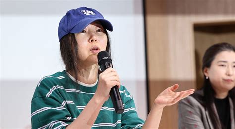 Ador Ceo Min Hee Jin Announces A Second Press Conference To Be Held