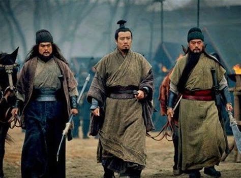刘备、曹操、孙权最大的共同点是这个，答案简单却猜不到！ 王莽 单字 匈奴 新浪新闻
