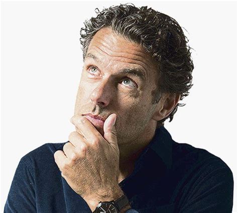 Ze Gooien Daar In Het Stedelijk Woorden Tegen De Muur Zoals Karel